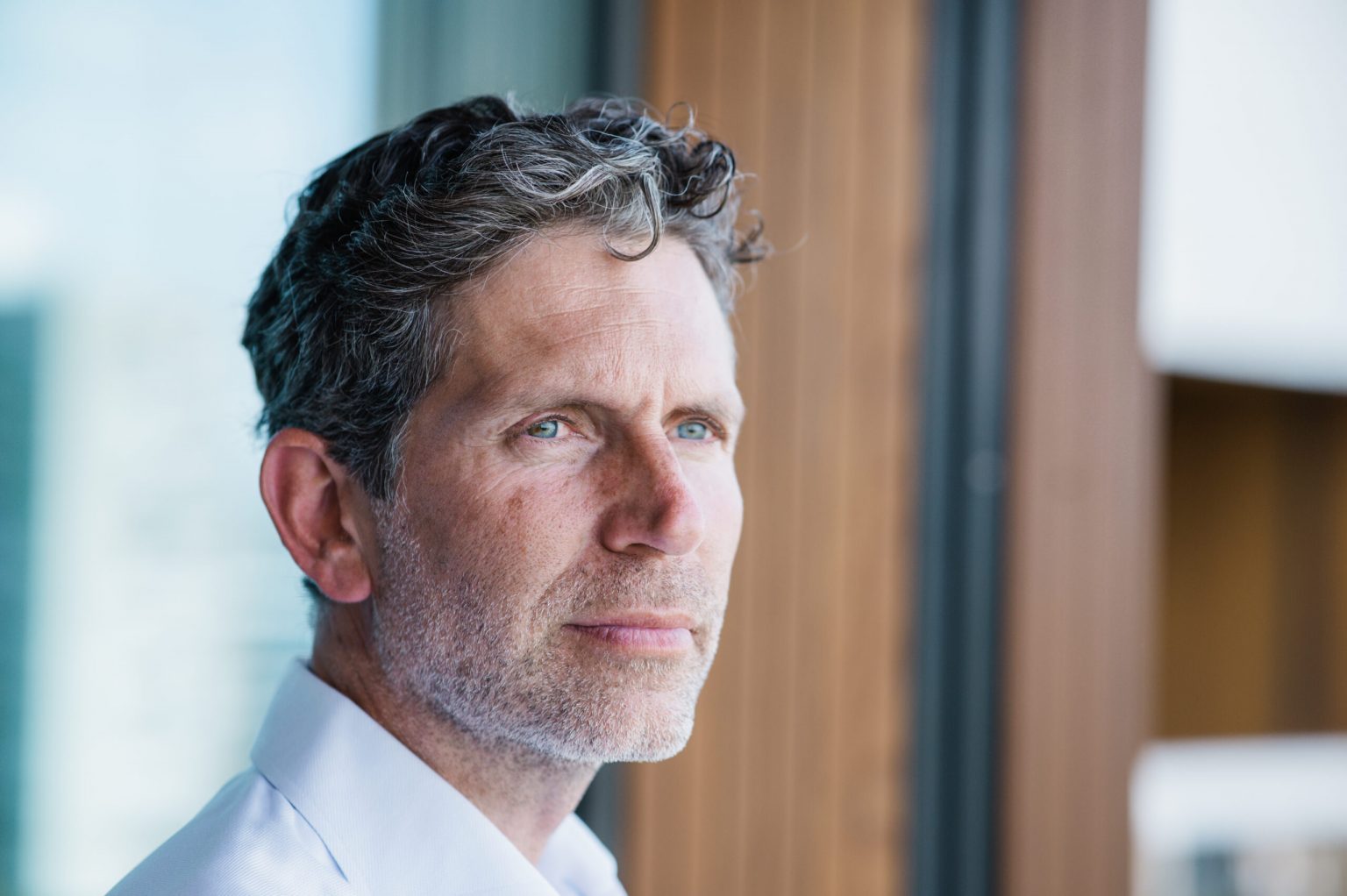 03. 32 Patrick Looser Ganzes Interview – Van Frieden